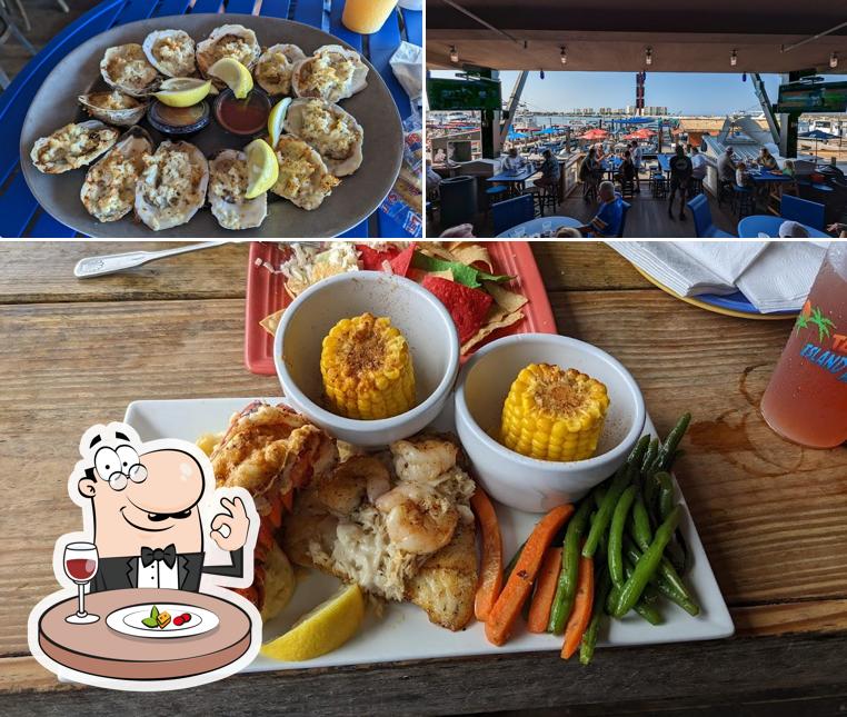 Tailfins Waterfront Grill, Destin - Restaurant menu, prices and reviews