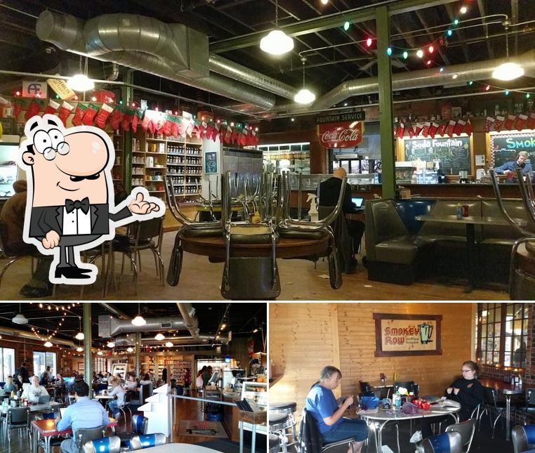 Smokey Row Coffee, Des Moines - Restaurant menu, prices and reviews