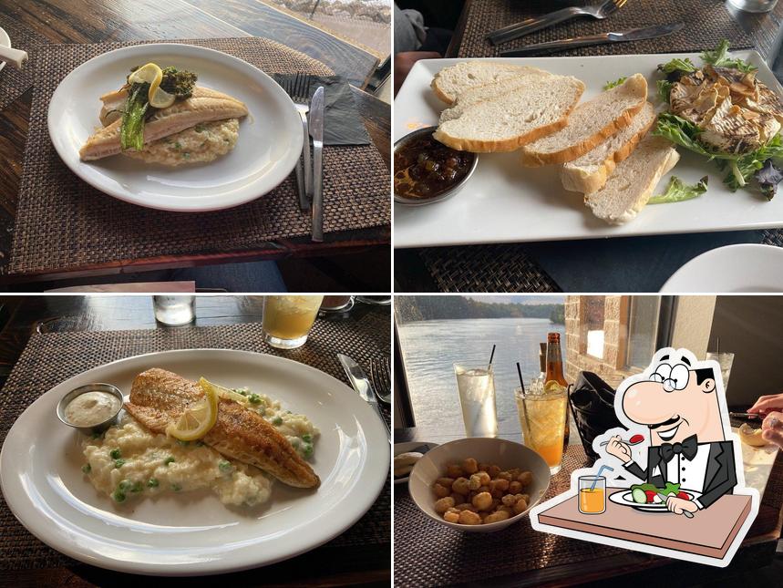 The Boathouse- Waterfront Dining & Bar, Wisconsin Dells - Restaurant ...