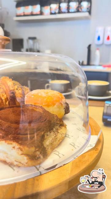 ROOF Coffee Shop cafe, Abu Dhabi - Restaurant reviews