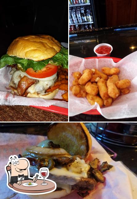 Midway Bar and Grill, Mineral Point - Restaurant menu, prices and reviews