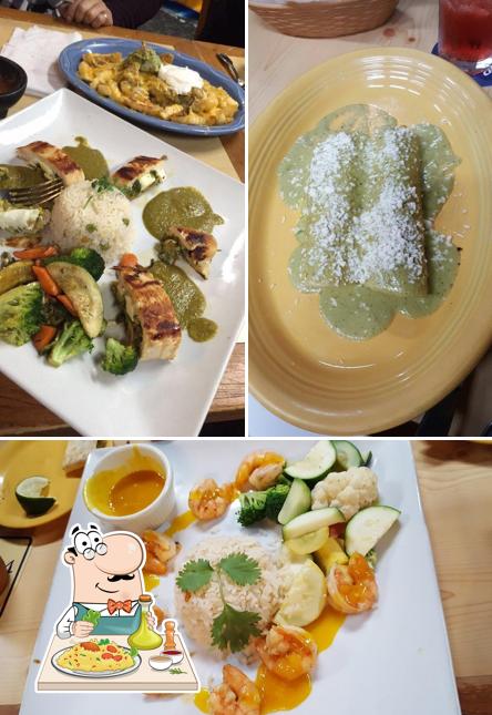 Iguanas Grill and Cantina, 6401 White Ln Suit 105/106 in Bakersfield ...