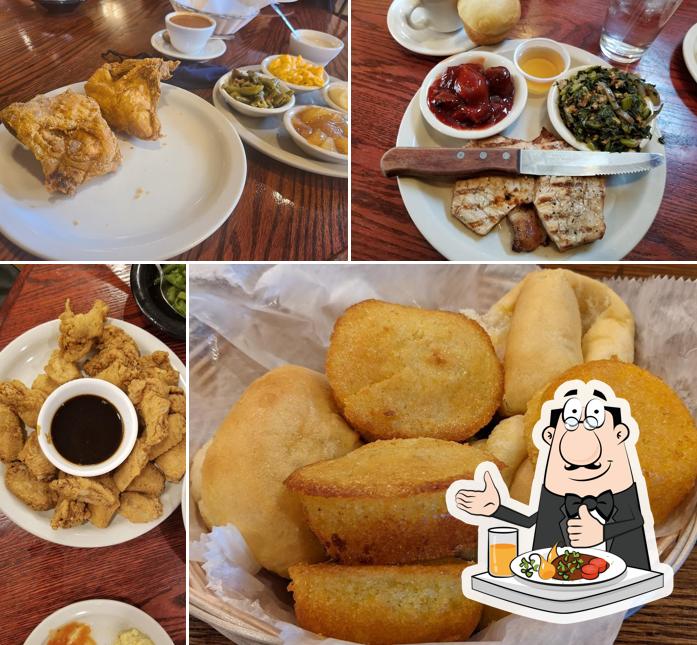 Claudia Sanders Dinner House, Shelbyville - Restaurant menu, prices and ...