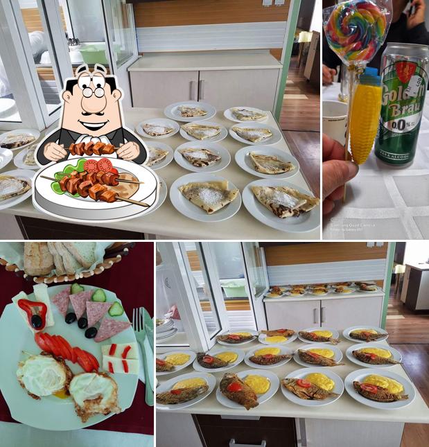 Hotel Plutitor Magia Deltei - Restaurant - Croaziera Delta Dunarii ...