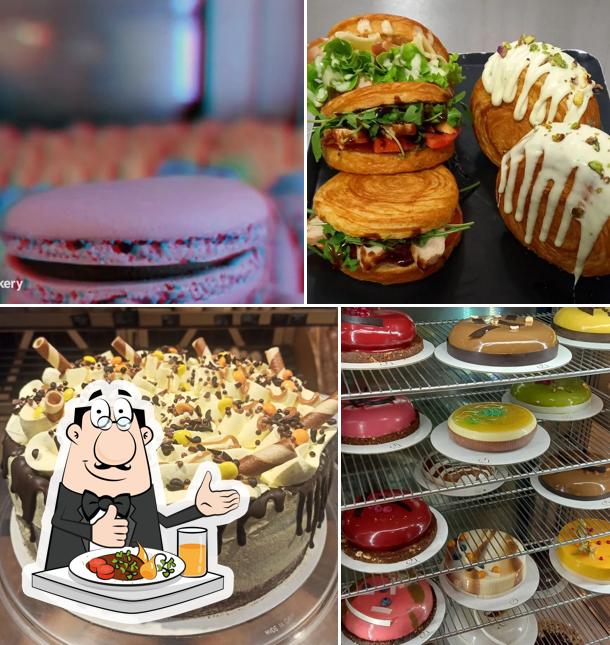 Charitos Bakery, Nea Smyrni - Restaurant menu, prices and reviews