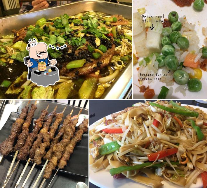 Eight Noodles Chinese Cuisine in Toronto - Restaurant menu and reviews