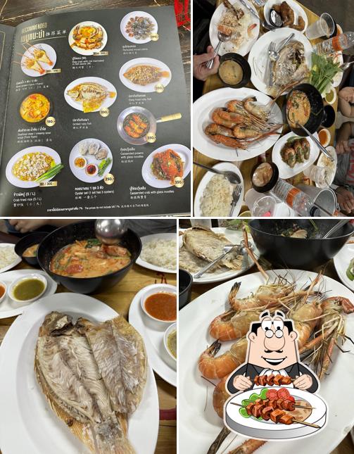 Staneemeehoi restaurant, Bangkok, 11 Prasert-Manukitch Rd - Restaurant ...