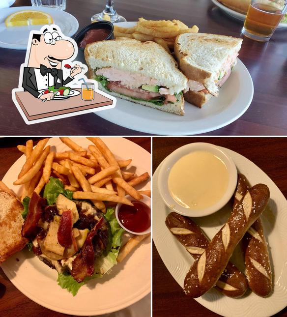 Lakeside Bar & Grill, East Hampton - Restaurant menu, prices and reviews
