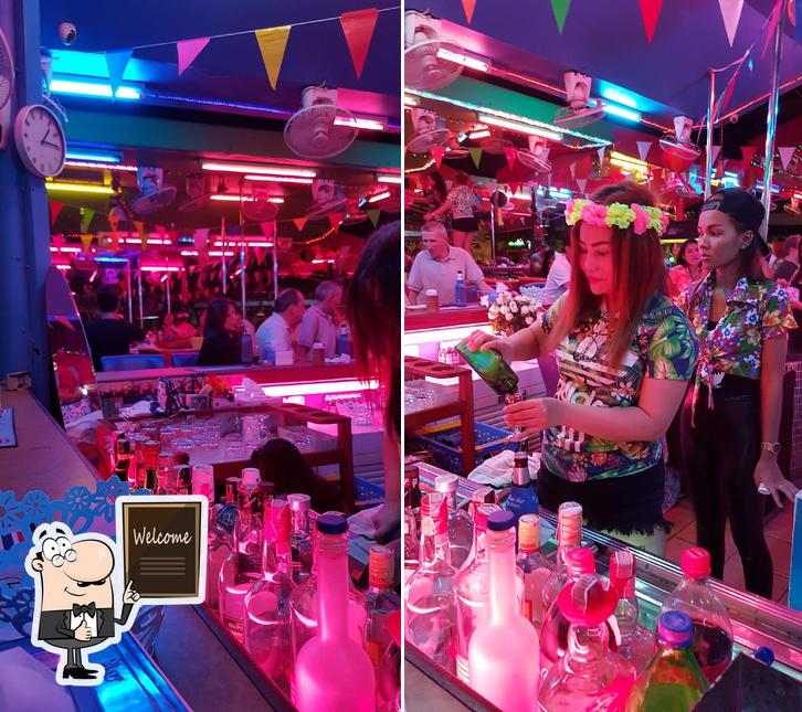 Bo's Blue Bar, Pattaya City - Restaurant reviews