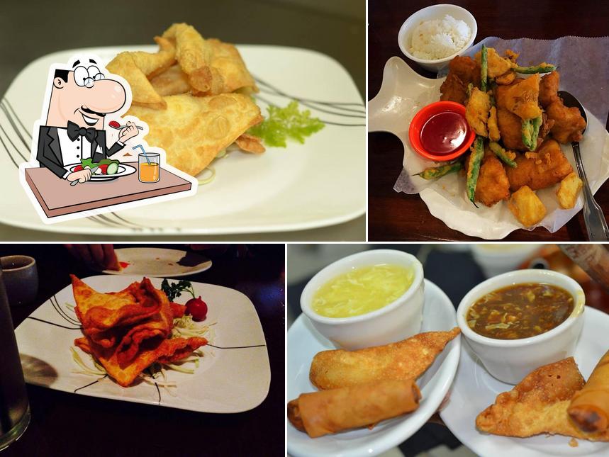 Hunan Lion, 4006 S Lamar Blvd in Austin - Restaurant menu and reviews