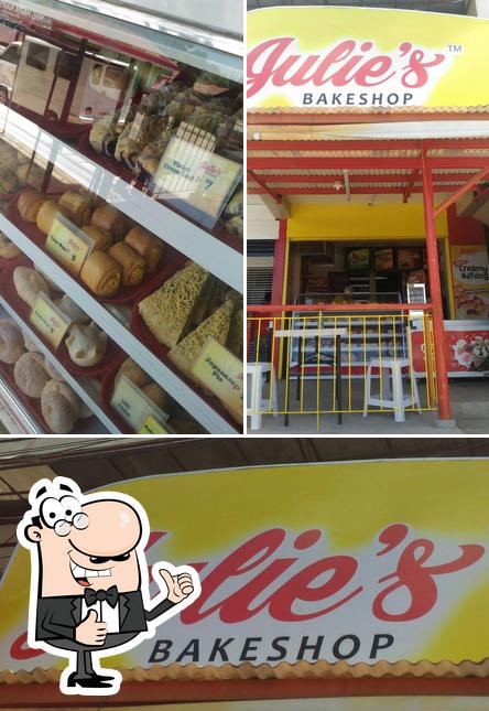 Julie's Bakeshop, Davao City, Block.5 - Restaurant reviews
