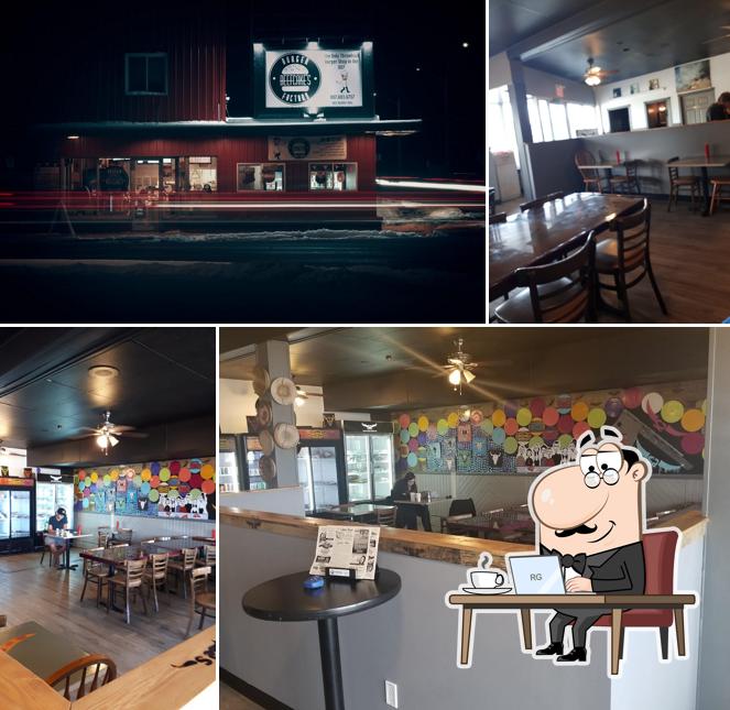 Beefcake’s Burger Factory - Current River in Thunder Bay - Restaurant ...