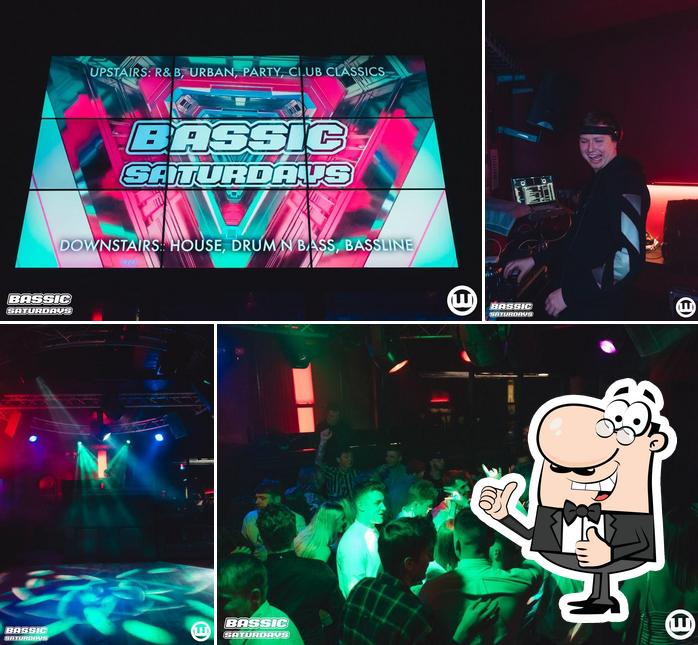 Warehouse Nightclub in Stroud - Restaurant reviews