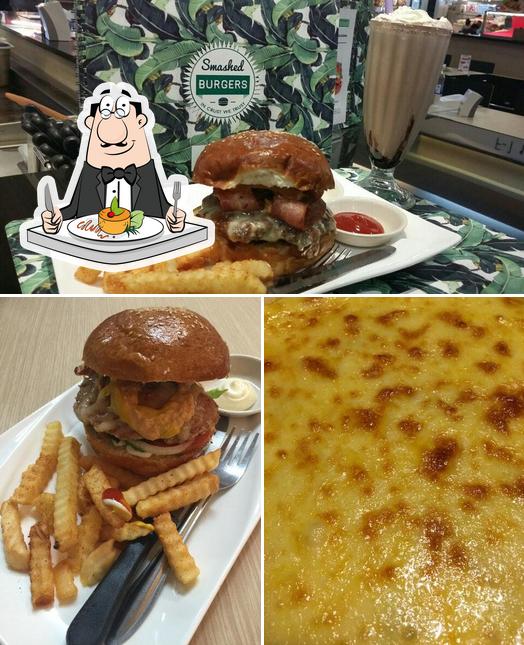 Smashed Burgers restaurant, Bangkok, PGWJ+92G - Restaurant reviews