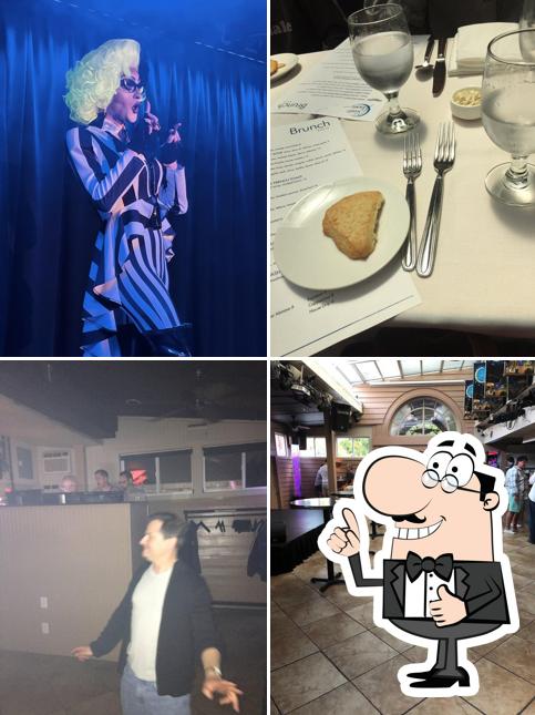 Blue Moon, 35 Baltimore Ave in Rehoboth Beach - Restaurant menu and reviews