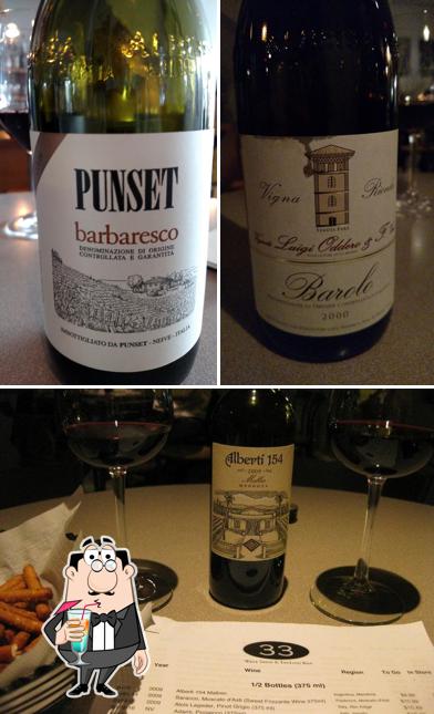 33 Wine Shop & Bar in St. Louis - Restaurant menu and reviews