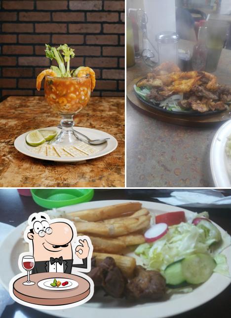 Reina's Restaurant #1, 12313 Bellaire Blvd in Houston - Restaurant menu ...