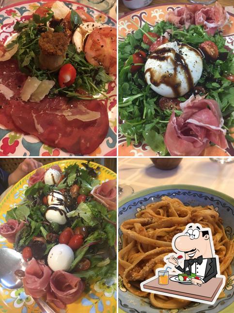 IL Paesano Italian Gourmet Food Cafe, Deli and Wine Market in Fort ...
