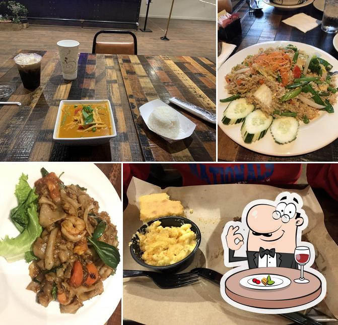 District Thai Restaurant in York - Restaurant menu and reviews