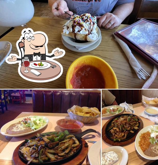 El Azteca in Wapakoneta - Restaurant menu and reviews