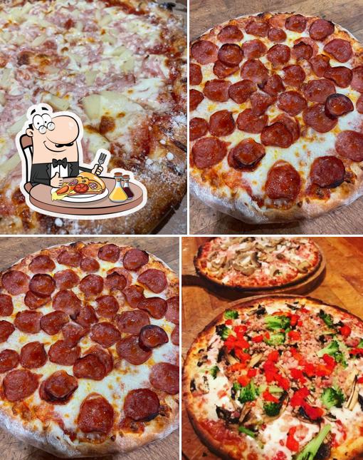 Riviera Pizza & Spaghetti House, Windsor - Restaurant menu, prices and ...