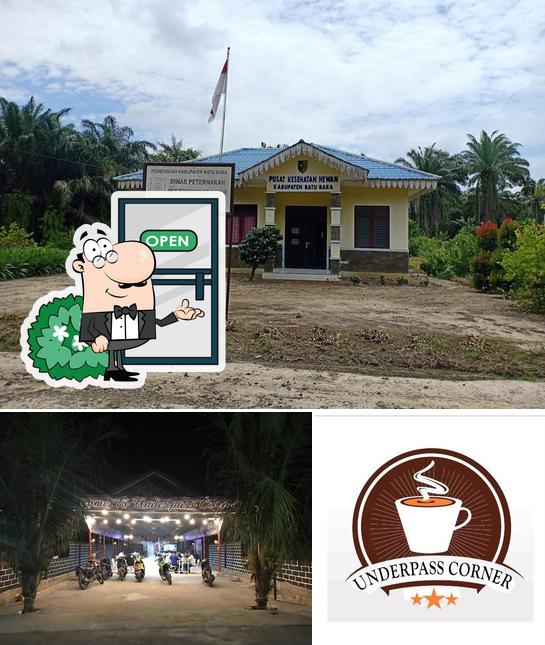 Underpass Corner cafe, East Aek Kanopan - Restaurant reviews