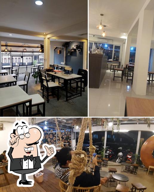 Coffee Court, Bandung - Restaurant reviews