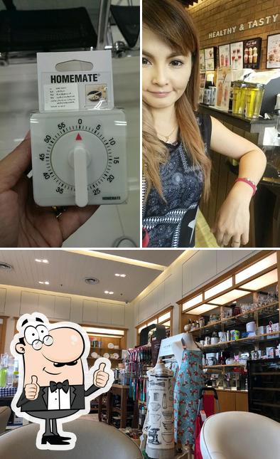 Verasu, Bangkok, Plearnary Mall