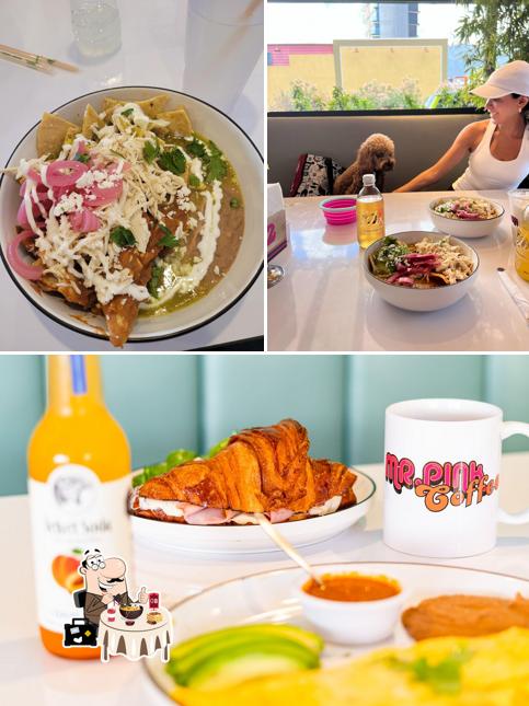 Mr. Pink chilaquiles, San Pedro Garza García - Restaurant menu, prices ...