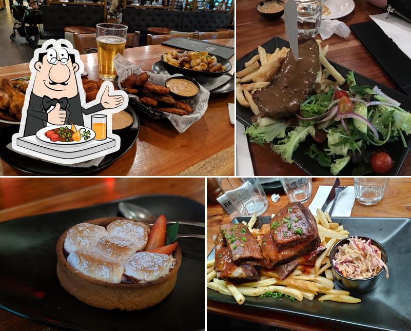 Top 5 restaurants with poutine in Perth, october 2025 - Restaurant Guru