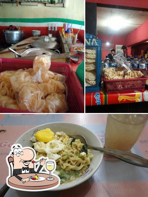 Burjo Awal cafe, Semarang - Restaurant reviews