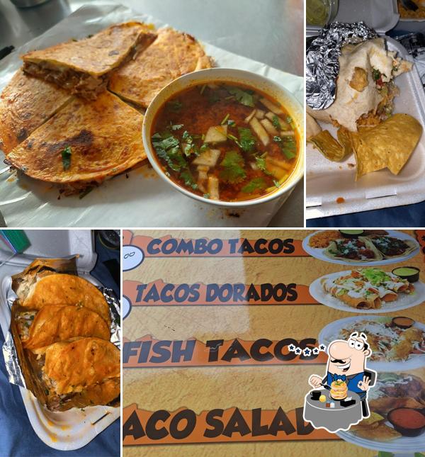 El CHIDO TAQUERIA in Minneapolis - Restaurant menu and reviews
