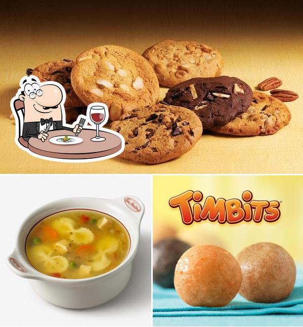 Tim Hortons, 657 University Ave in Toronto - Restaurant menu and reviews