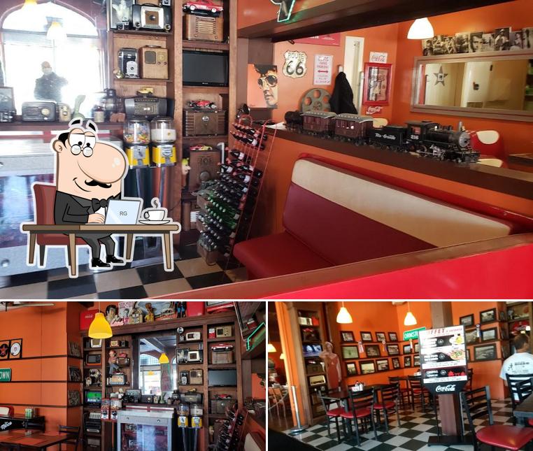 Express 57, 22 Rue Lambton in Canada - Restaurant menu and reviews