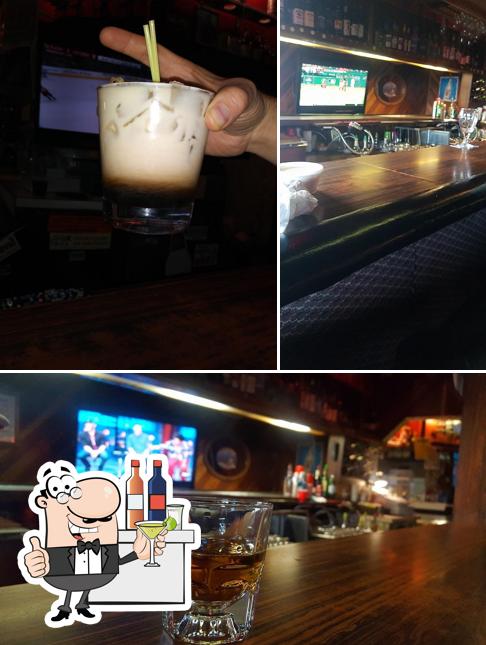 Tips Bar in Anchorage - Restaurant reviews