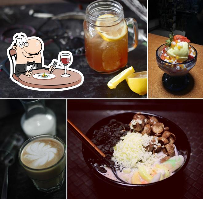 Azimuth Coffee, Bandung, Jl. Kancra No.18 - Restaurant reviews