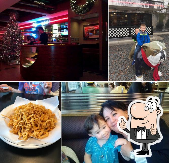 Drake Diner in Des Moines - American restaurant menu and reviews