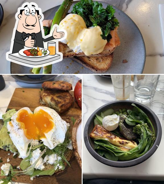Mooks Cafe, Caulfield South - Restaurant menu, prices and reviews