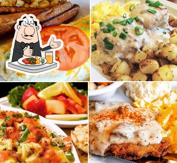 Le Peep Breakfast & Lunch, 7761 Shaffer Pkwy Ste 102 in Littleton ...
