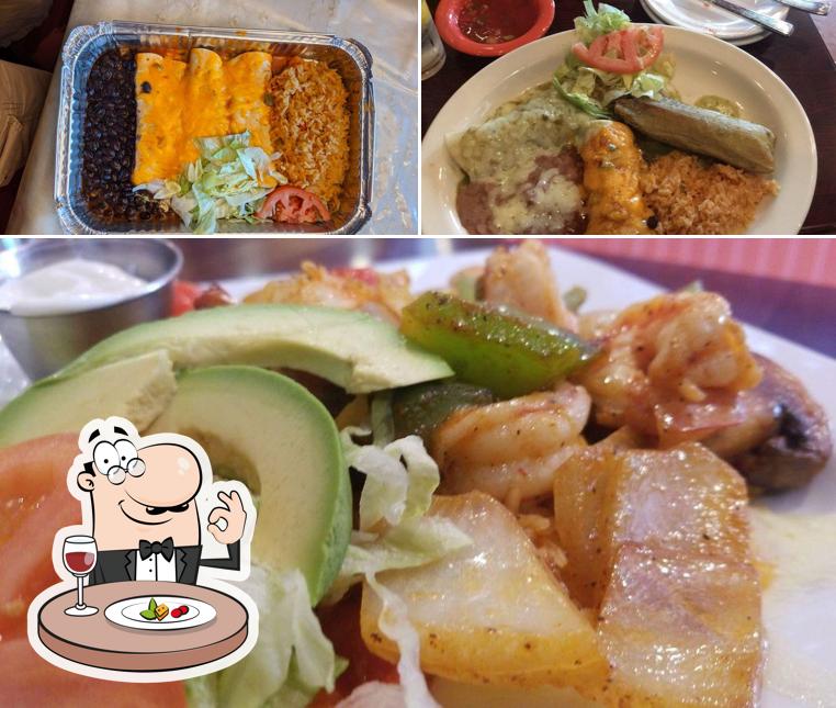 Mexicali Cantina Grill in Natick - Restaurant menu and reviews