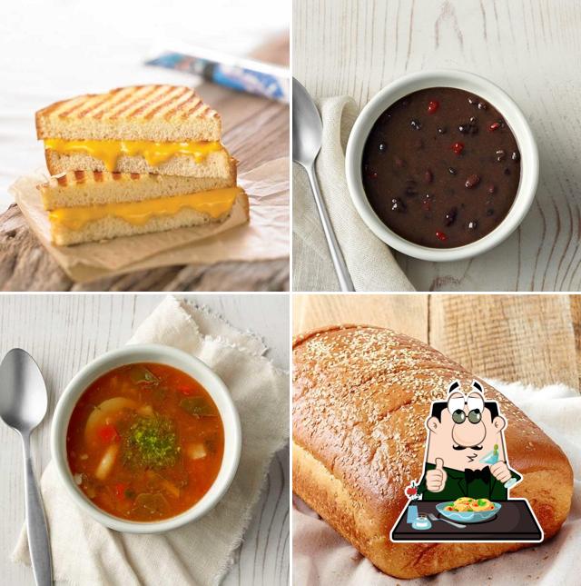 St. Louis Bread Co., Frontenac - Restaurant menu, prices and reviews