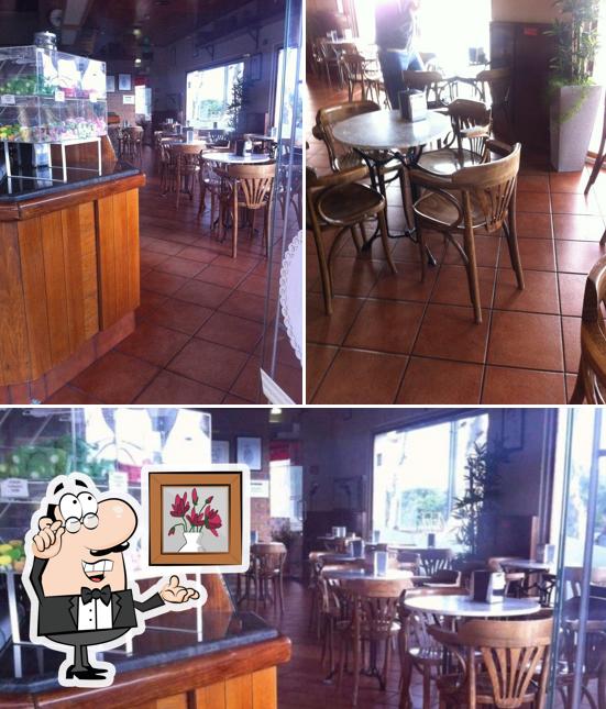 Cappuccino's, Carcavelos - Restaurant menu, prices and reviews