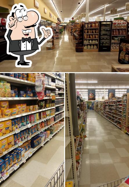 Publix Super Market at Fairmont Plaza in Sebring
