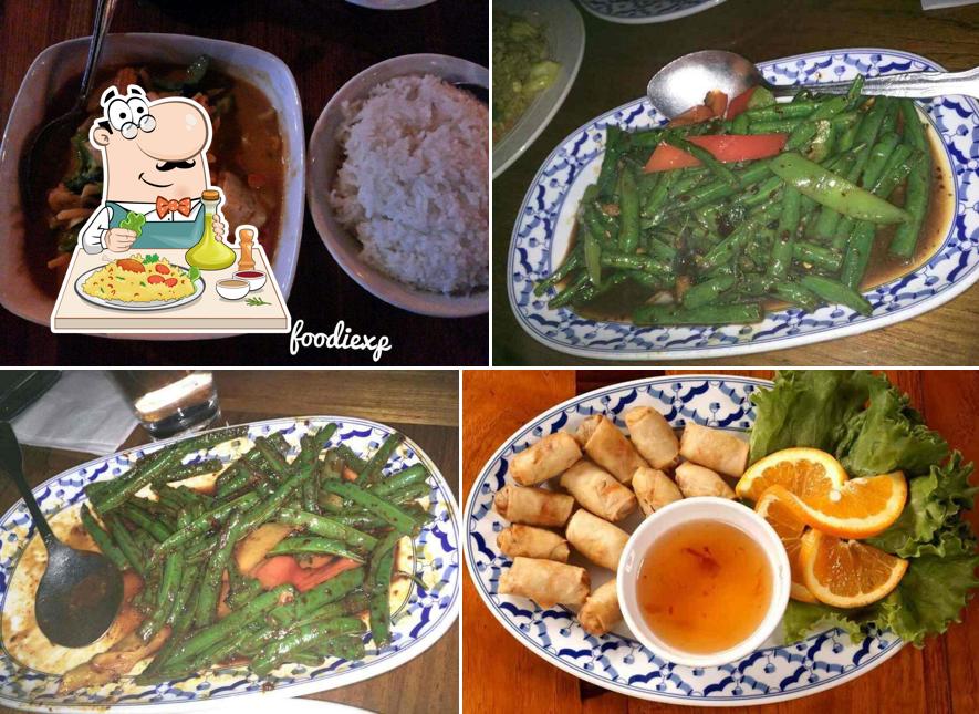 Thai Ginger - Redmond Town Center, Redmond - Restaurant menu, prices ...