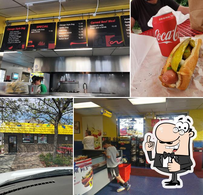 Vienna Beef Factory Store, Chicago - Restaurant menu, prices and reviews