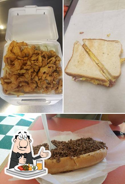 Charlie's Roast Beef in Middleton - Restaurant menu and reviews