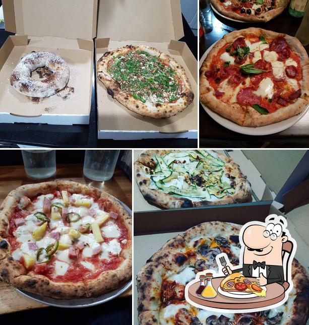 Top 4 restaurants with seafood pizza in Wickham, january 2026 ...