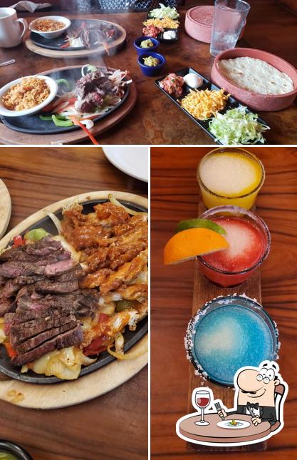 Lone Star Texas Grill, 2520 Hyde Park Gate in Oakville - Restaurant ...