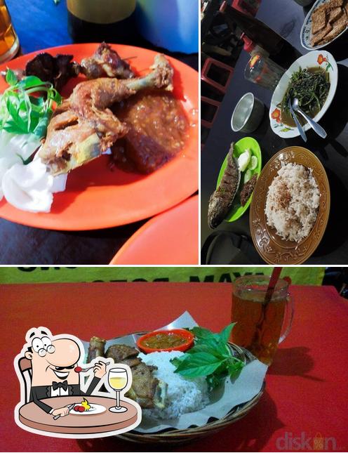 PECEL LELE khas jawa timur restaurant, Padang Sidempuan - Restaurant ...