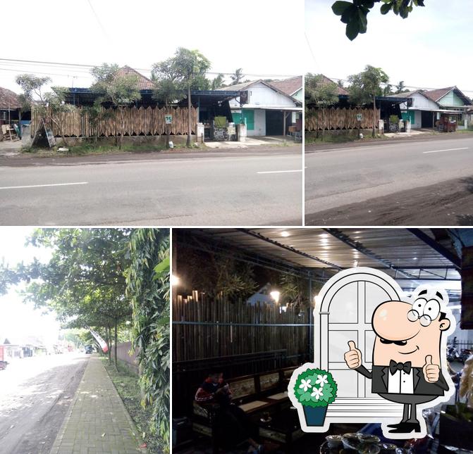 Teras Coffee, Malang, Jl. Raya Krebet Senggrong No.39 - Restaurant reviews